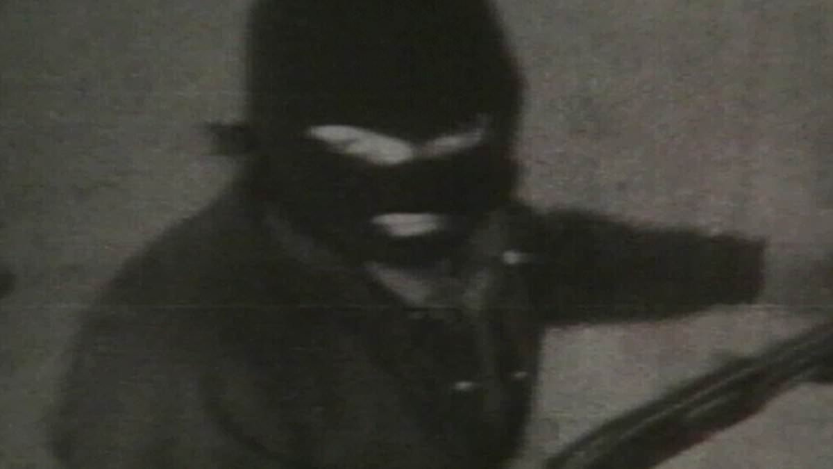 Australia's most infamous bank robber, The Postcard Bandit, deserves ...